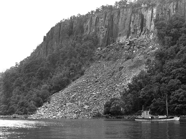 Rock Fall Shakes New Jersey Palisades – State of the Planet