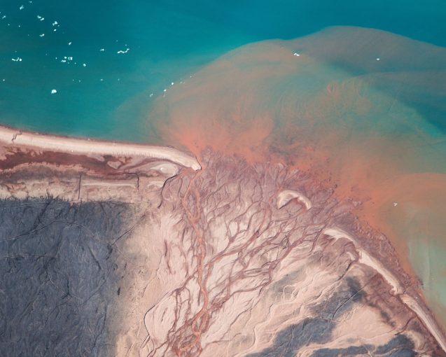 As Greenland’s Ice Melts, Glacial Sand Deposits May Offer a Welcome ...