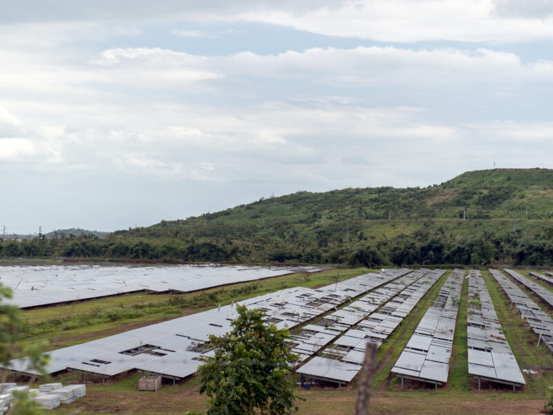 Solar Panels Reduce CO2 Emissions More Per Acre Than Trees — and Much ...
